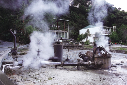 どこへ向かう？――廬山温泉 - Taiwan Panorama